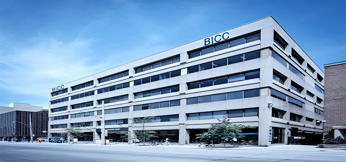 BICC HIGH SCHOOL, TORONTO – Du học Vân Thiên Long